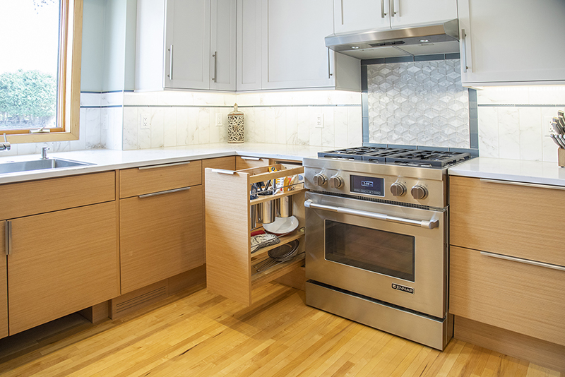 Top 5 Accessible Accessories to Help You Enjoy Your Home Safely